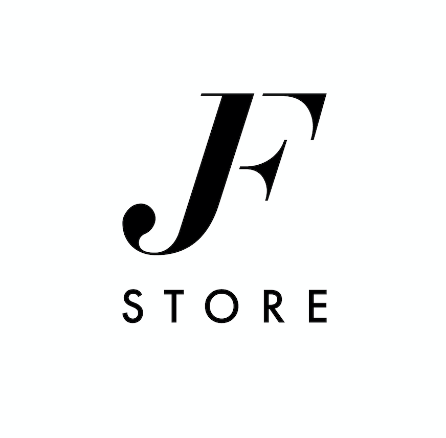Коллекция женской одежды в магазине JF STORE