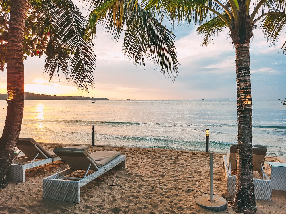 Queenco Hotel & Casino Sihanoukville / Обзор отеля Квинко в Сиануквиле ...