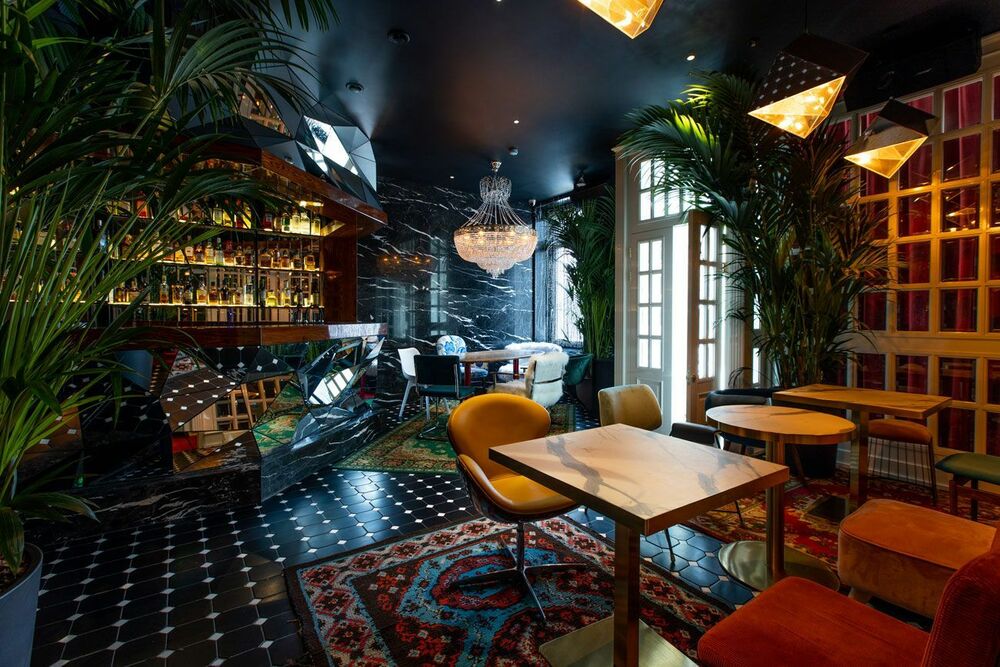 12 баров Москвы с танцами 2022. SIMACH, COMMUNITY и др.