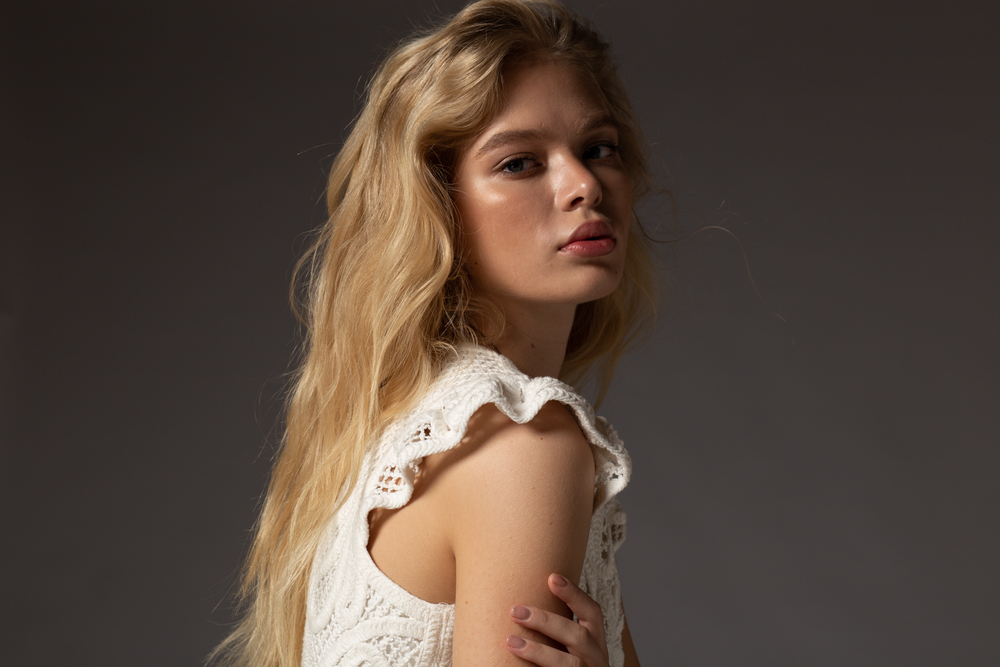 90 RAW исходников фотографий для практики ретуши