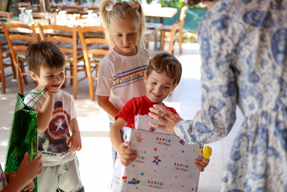 Leon turns 5. Transformers