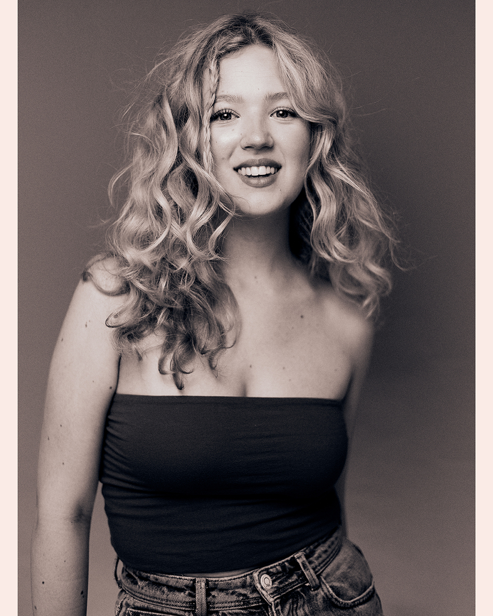 SASHA ILUSHINA / PORTRAIT