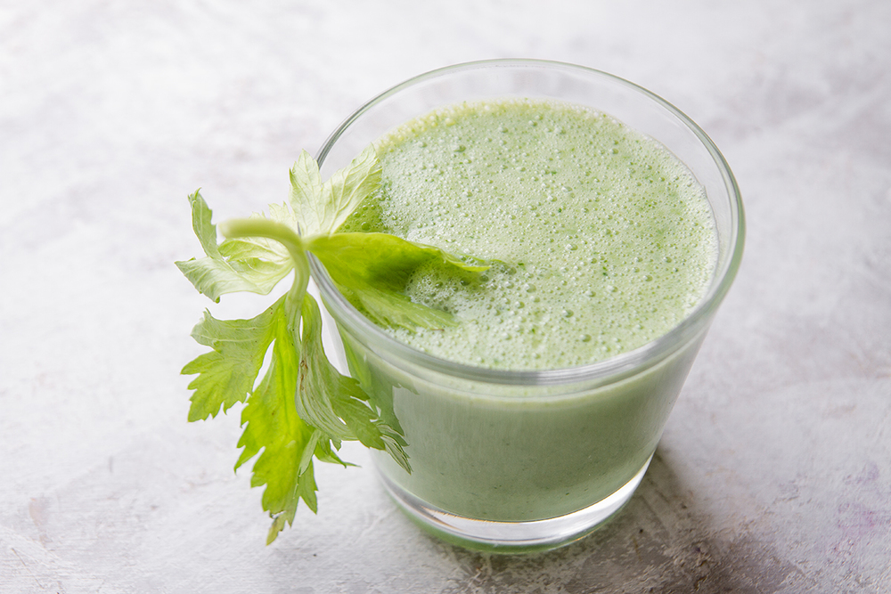 Paniņu smūtijs ar seleriju