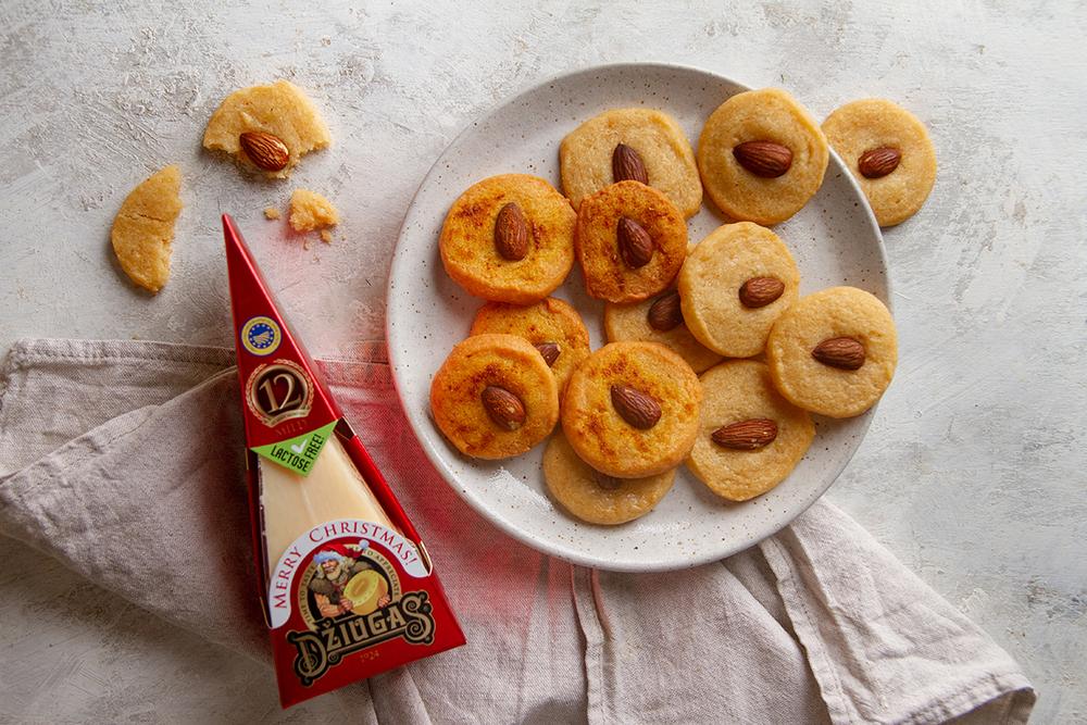 Siera cepumi ar mandelēm