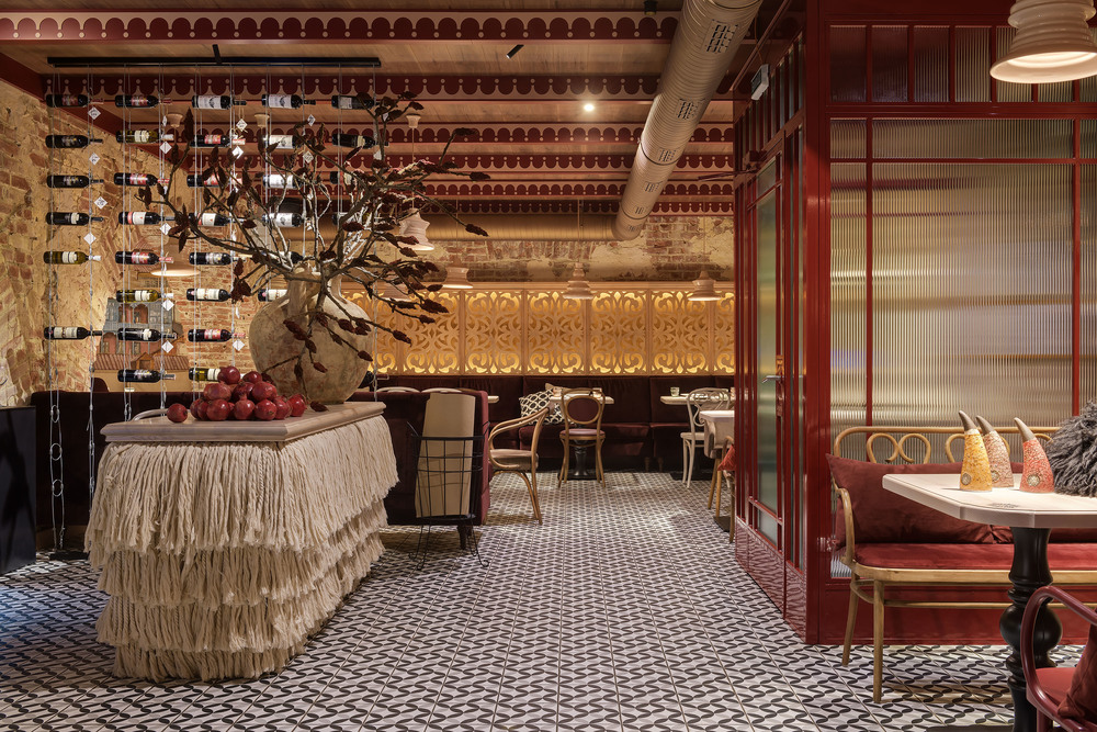 MAMA MAHAHA restaurant