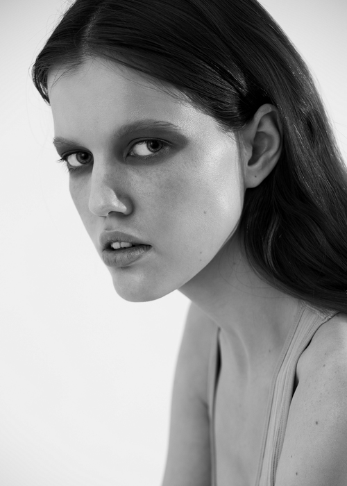 ELENA EMELYANOVA PHOTOGRAPHER